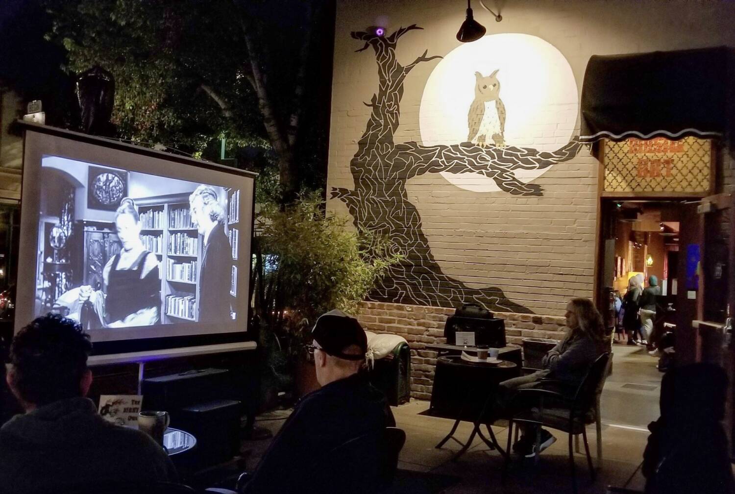 A movie night under the stars – The Hornet